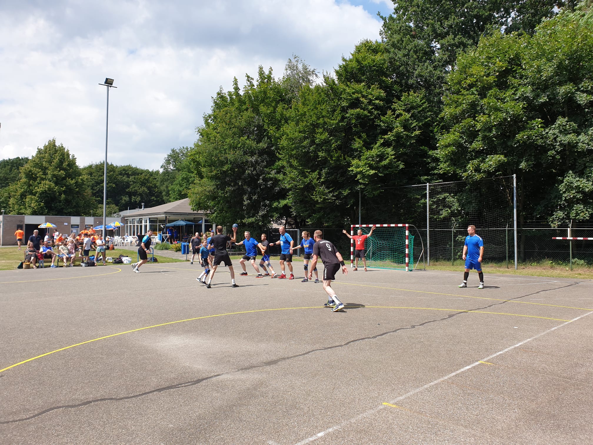 Competitieschema voor veld en zaal bekend | HV Dongen